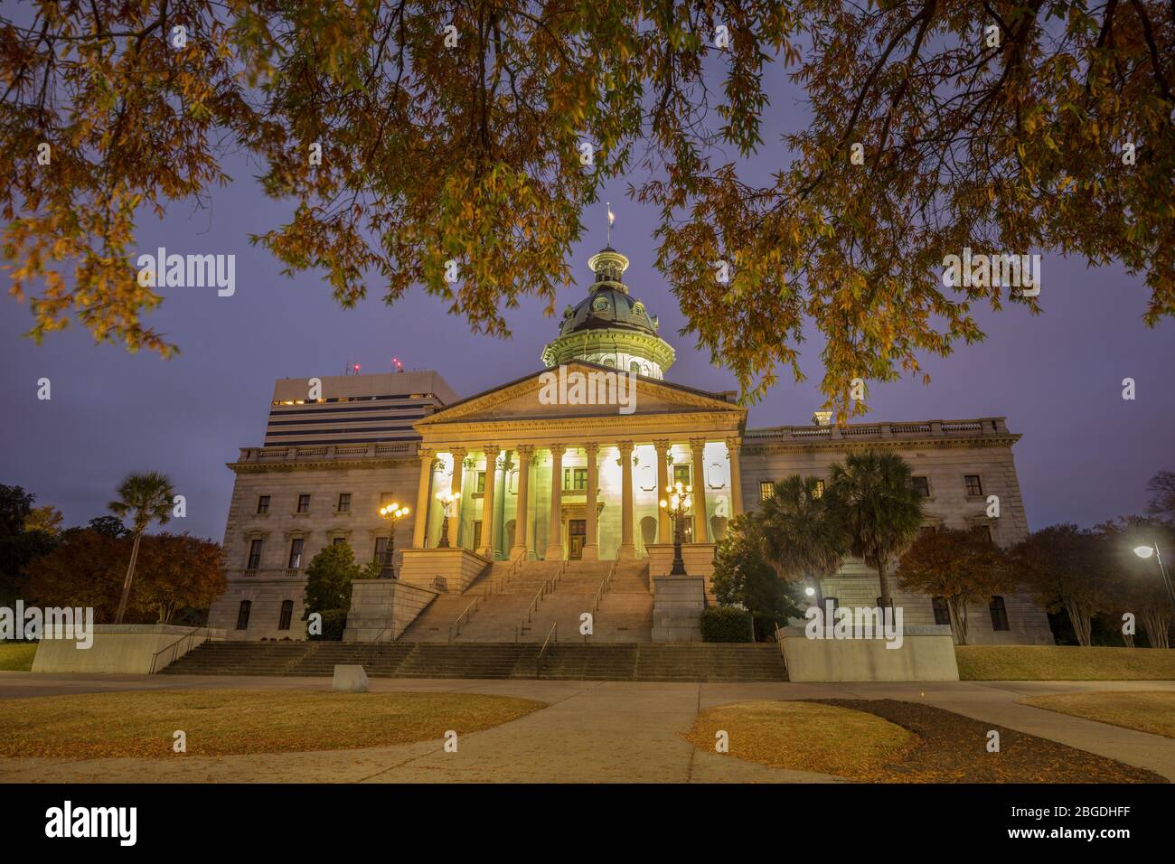 South carolina state capitol building hi-res stock photography and ...