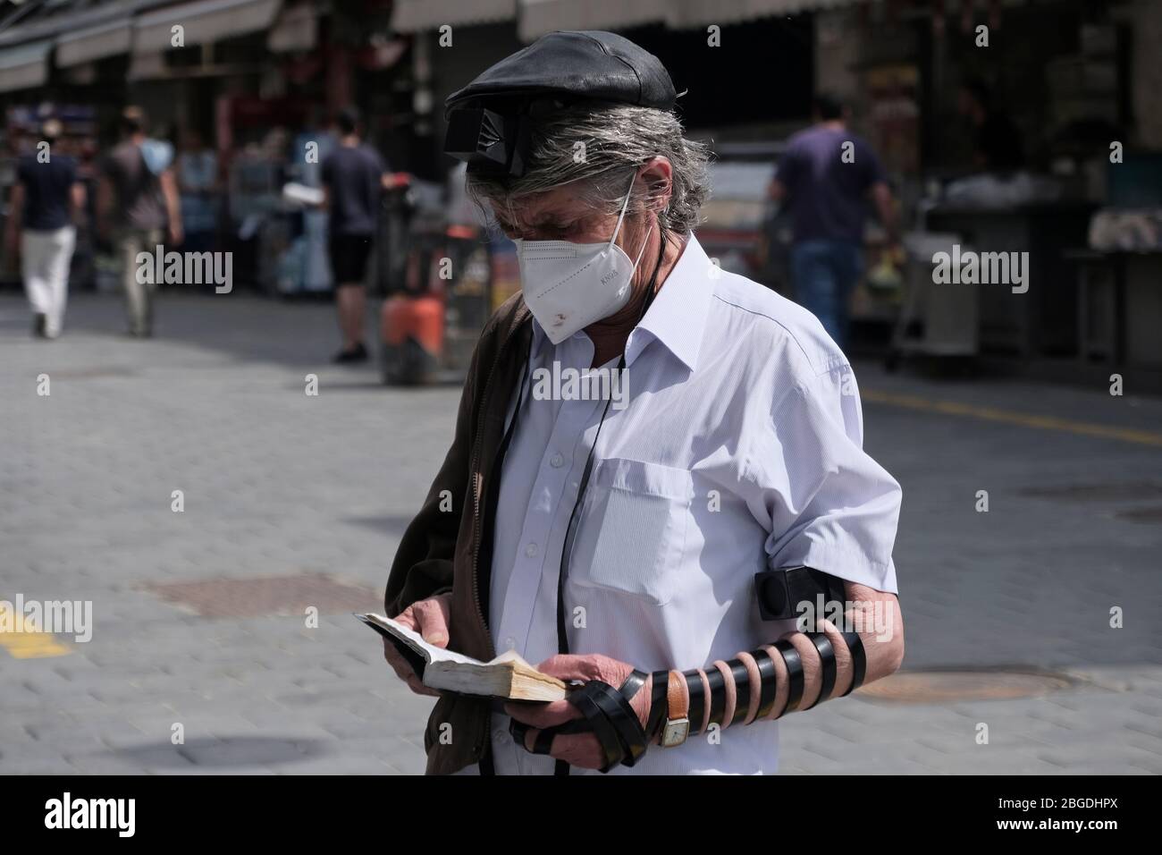 An Israeli man wearing a face mask due to the COVID-19 coronavirus ...