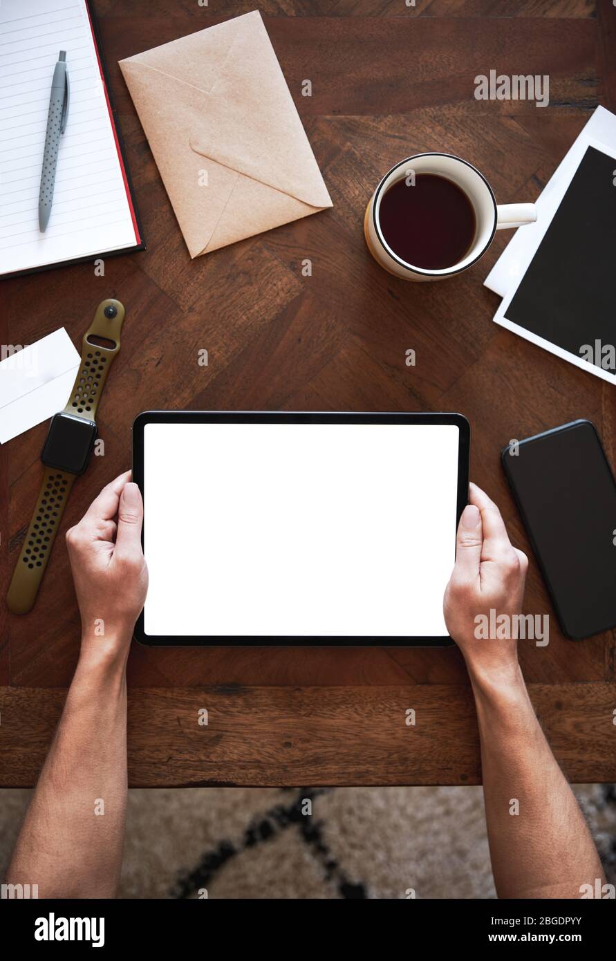 Tablet and mobile on desk hi-res stock photography and images - Alamy