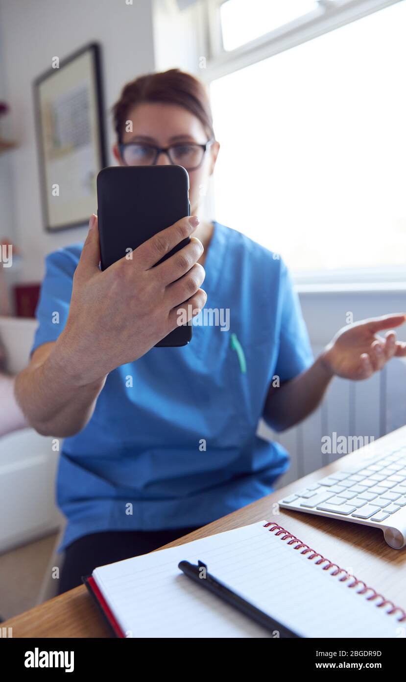 Telehealth nurse hi-res stock photography and images - Alamy
