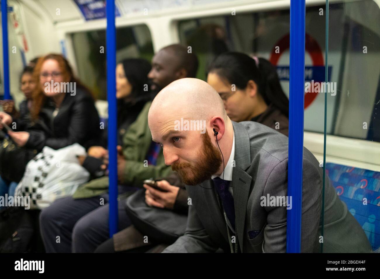 Tube london underground seat hi-res stock photography and images - Alamy
