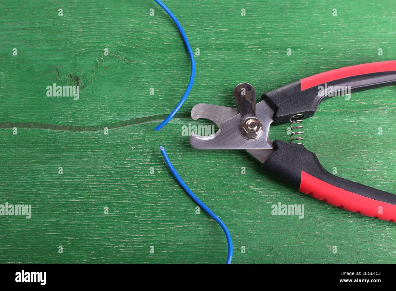 Side cutters hi-res stock photography and images - Alamy