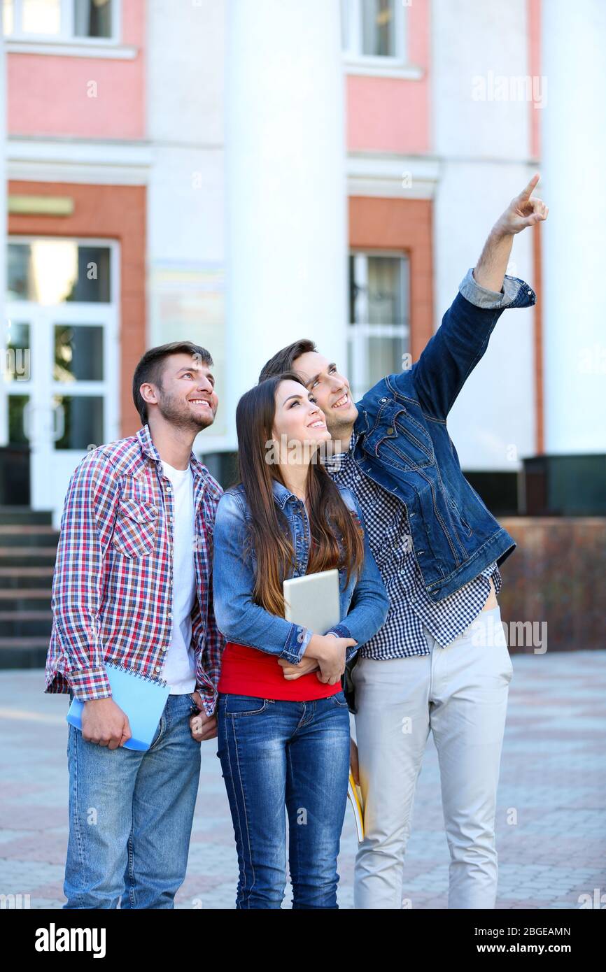 Male female students stand hi-res stock photography and images - Alamy