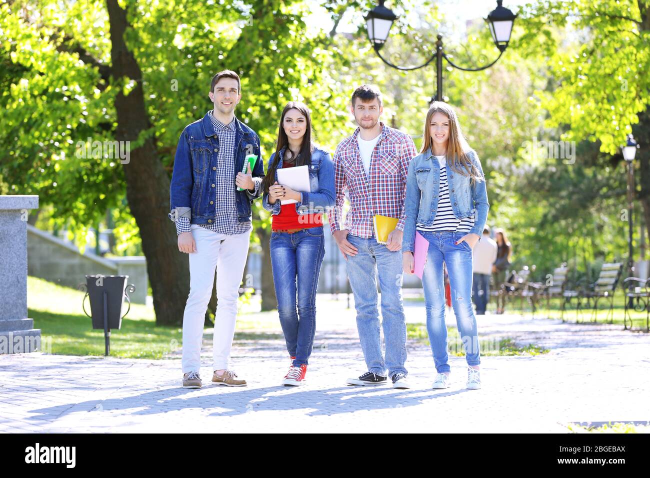 Teenager students laptop park hi-res stock photography and images - Alamy