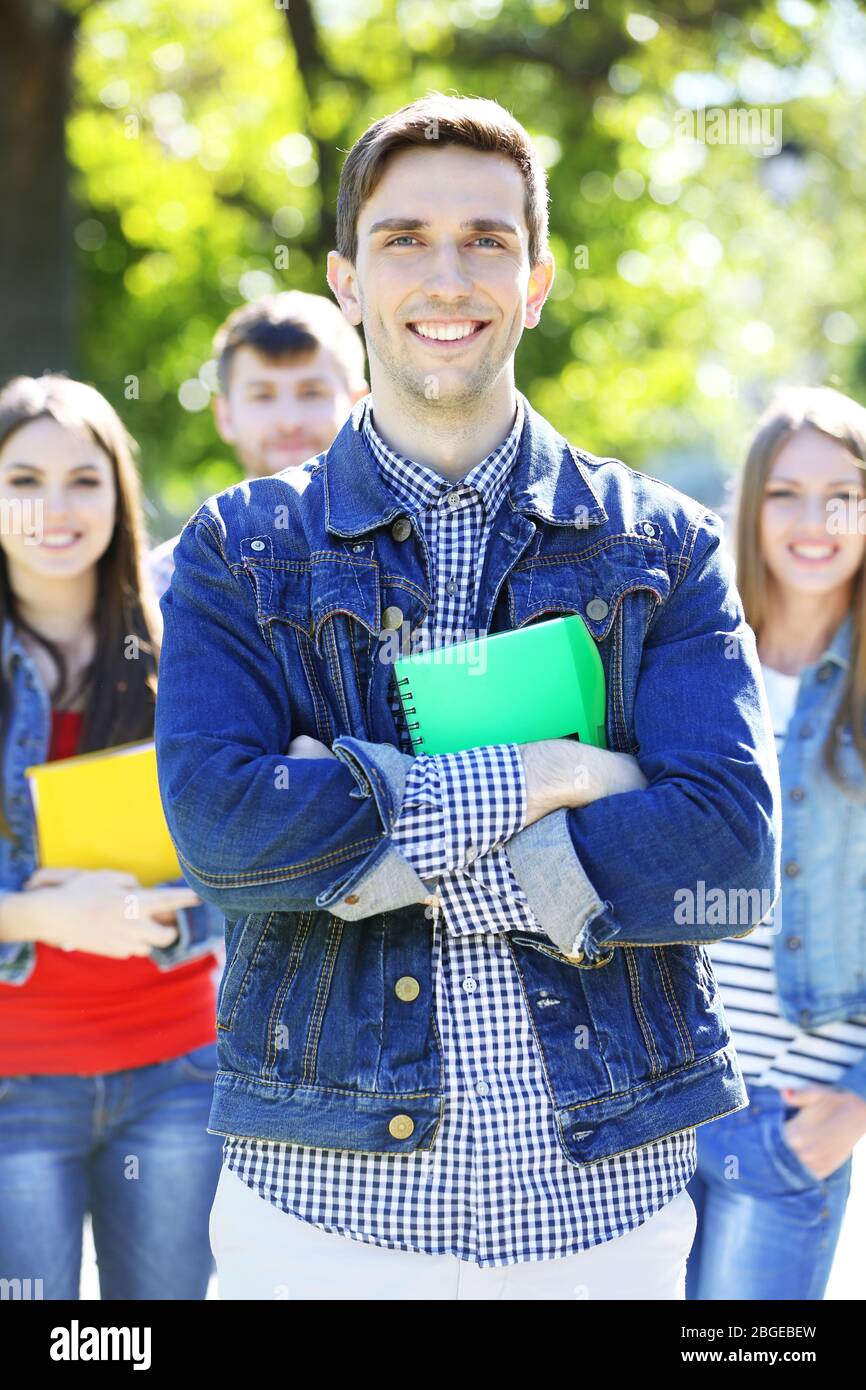 Teenager students laptop park hi-res stock photography and images - Alamy
