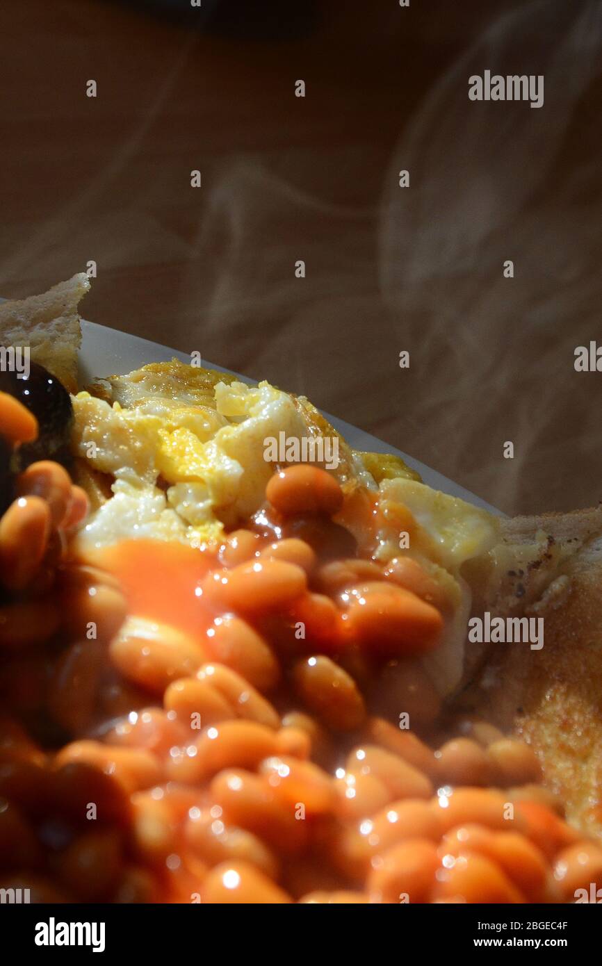 Family breakfast cafe uk hi-res stock photography and images - Alamy