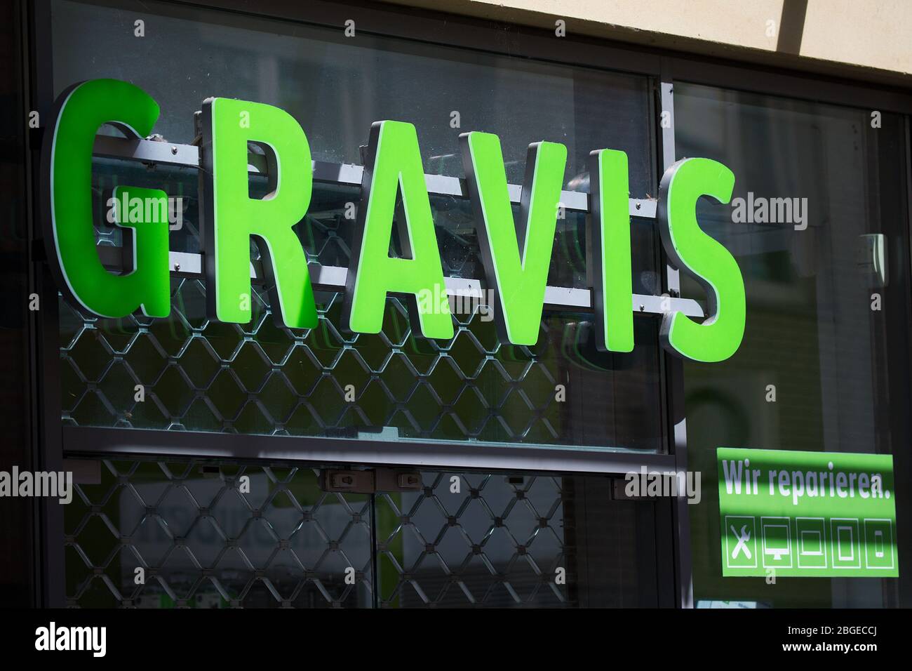 Osnabrueck, Germany 04/19/2020: Symbol pictures - 2020 Gravis ...