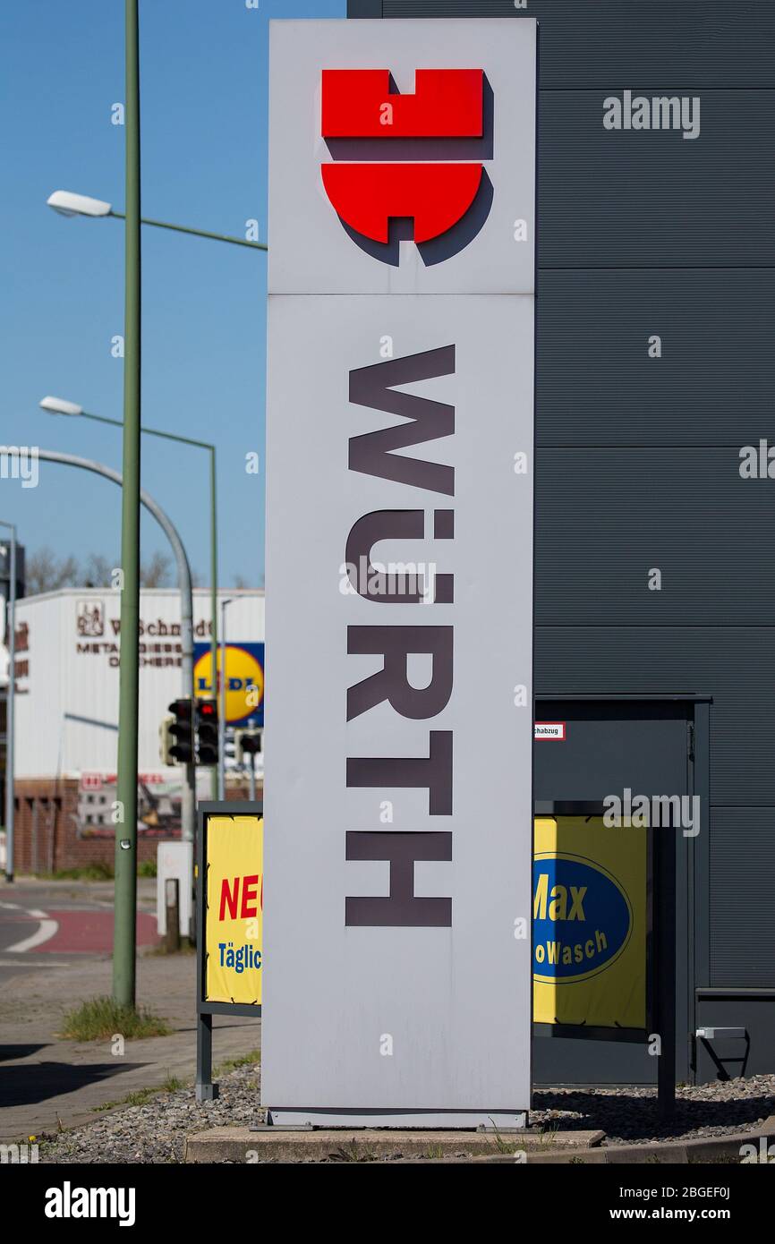 Osnabruck, Deutschland. 19th Apr, 2020. Osnabrueck, Germany 04/19/2020 ...