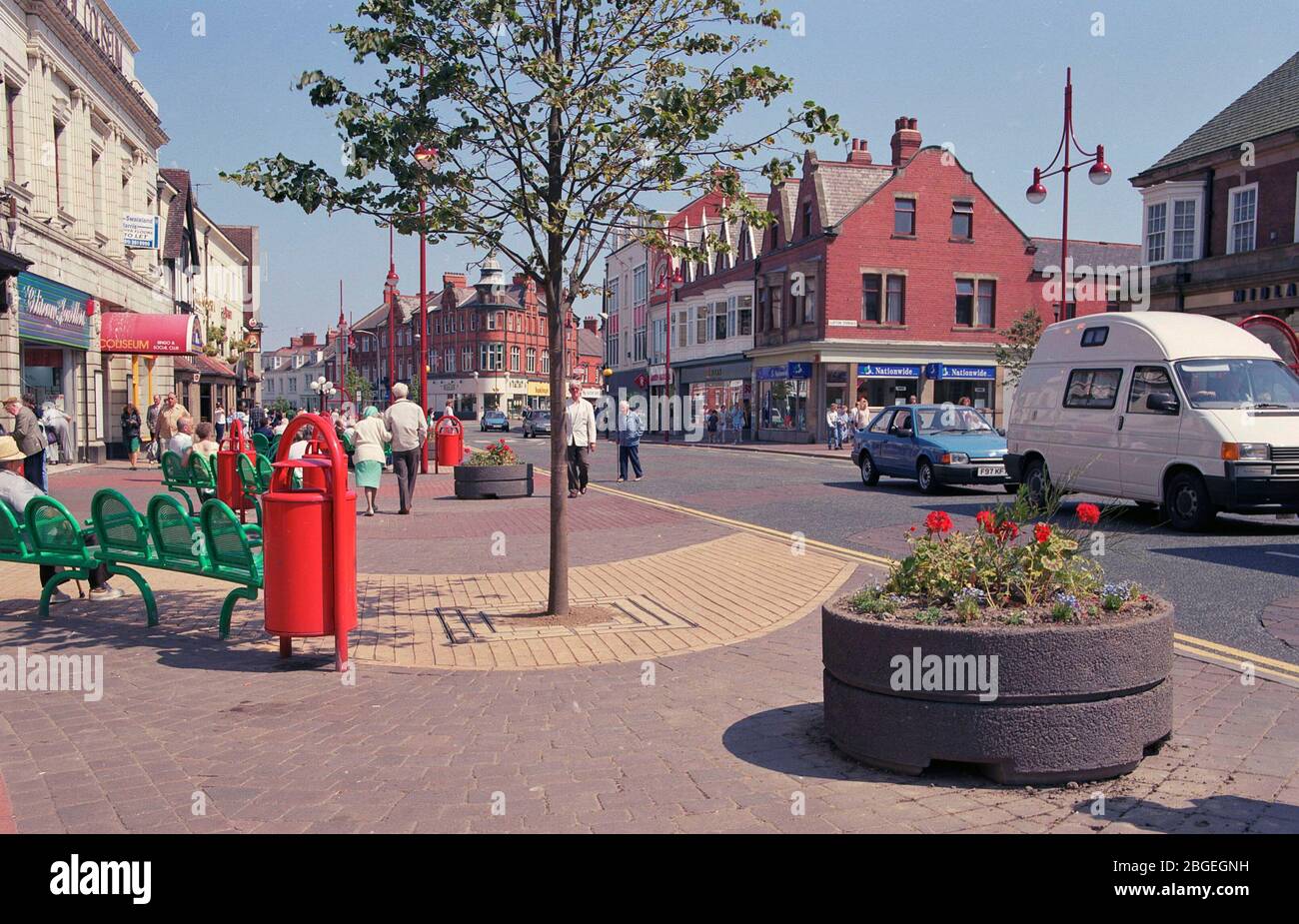 Street scene in 1994 of Wallsend town centre, Newcastle Upon Tyne ...