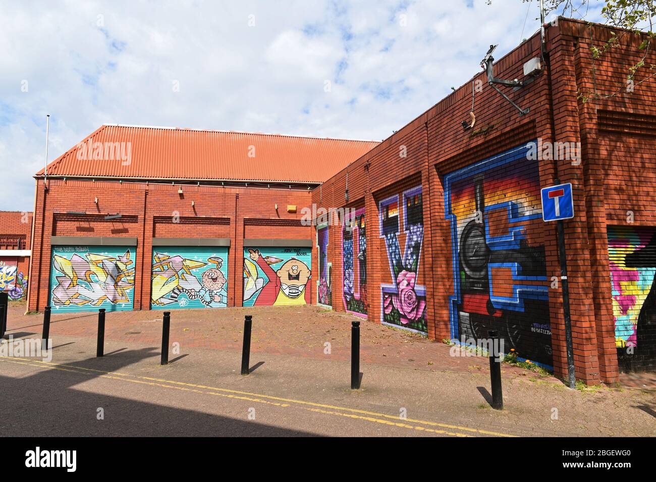 Streets and the Agora in Wolverton Milton Keynes Bucks Stock Photo - Alamy