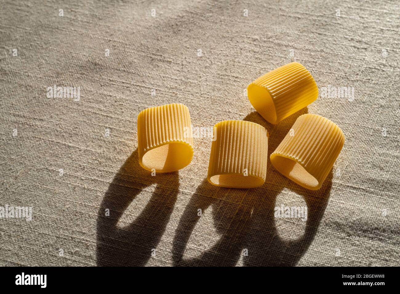 Paccheri hi-res stock photography and images - Alamy