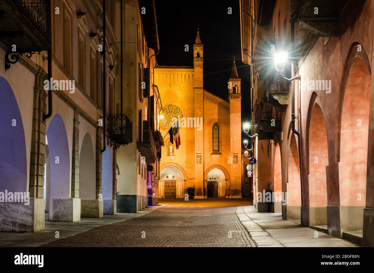 Piazza Risorgimento and via Cavour, main square of Alba (Piedmont ...