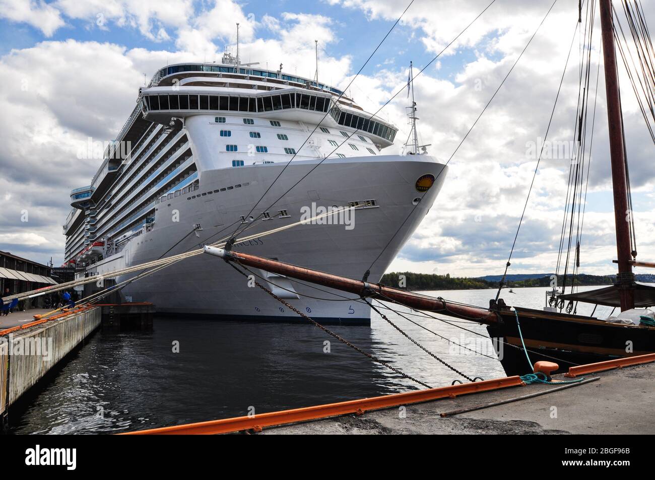 Sky princess cruise ship norway hi-res stock photography and images - Alamy