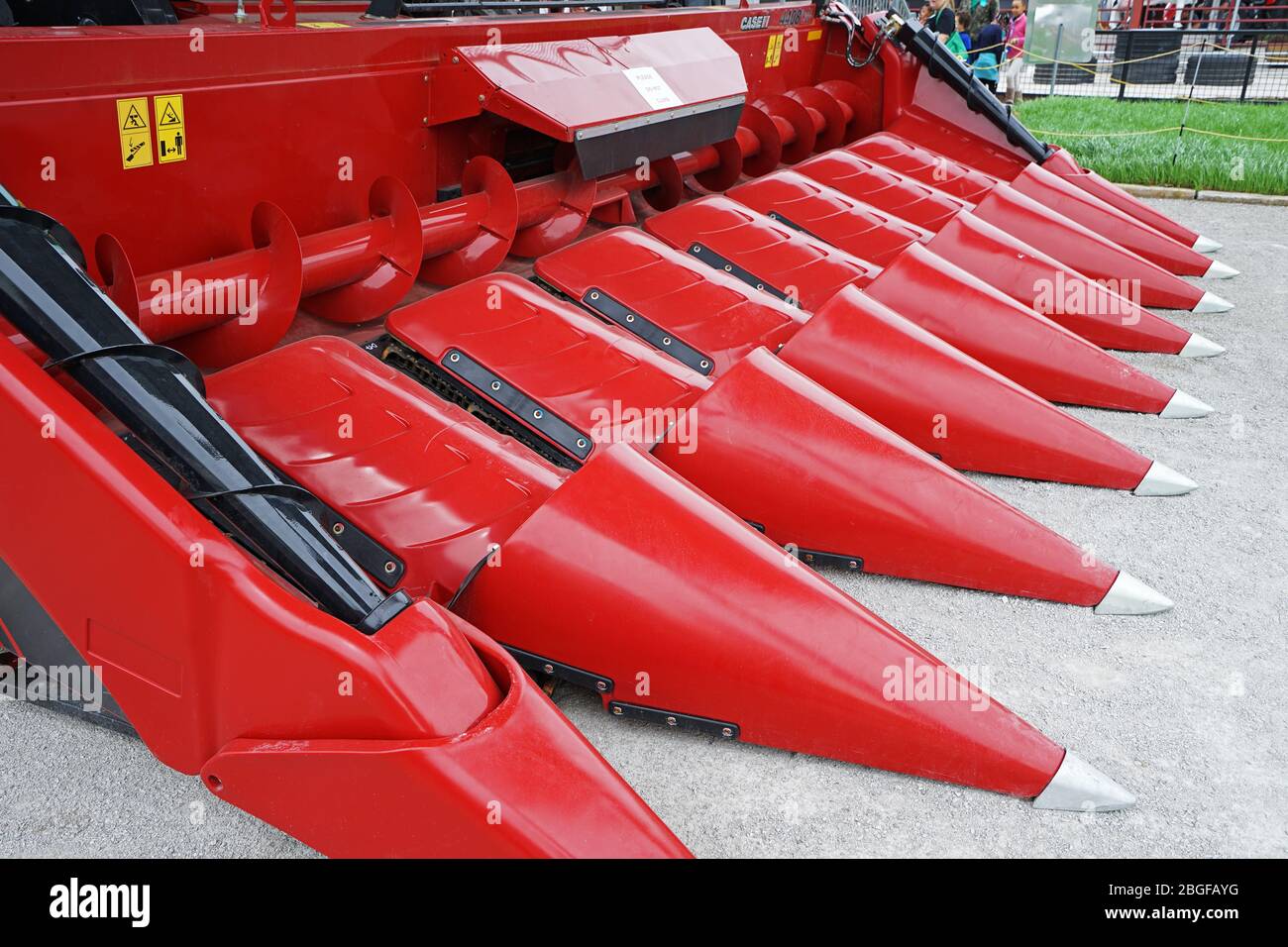 Red combine harvester hi-res stock photography and images - Alamy