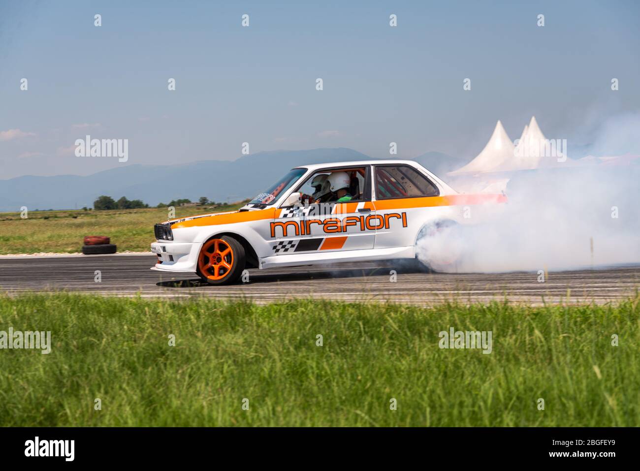 Bmw e36 race track car hi-res stock photography and images - Alamy