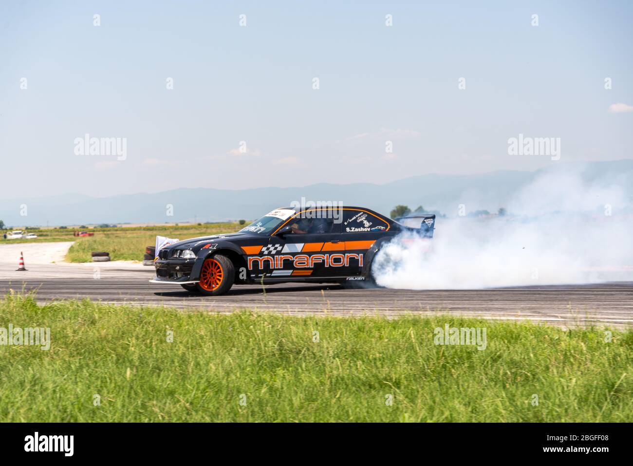 Bmw e36 race track car hi-res stock photography and images - Alamy