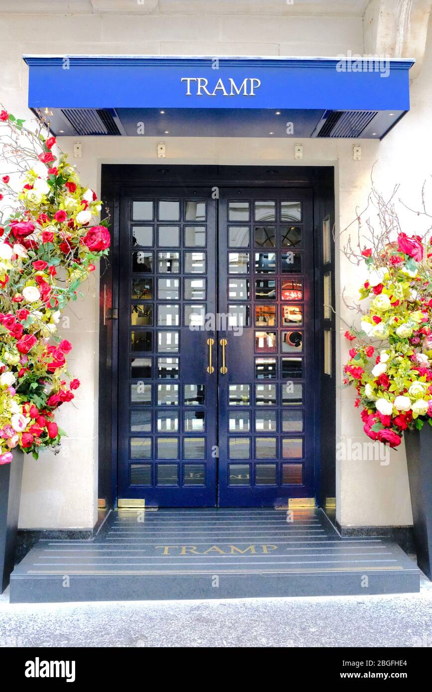 Entrance door to Tramp Nightclub, St James, London, England Stock Photo - Alamy