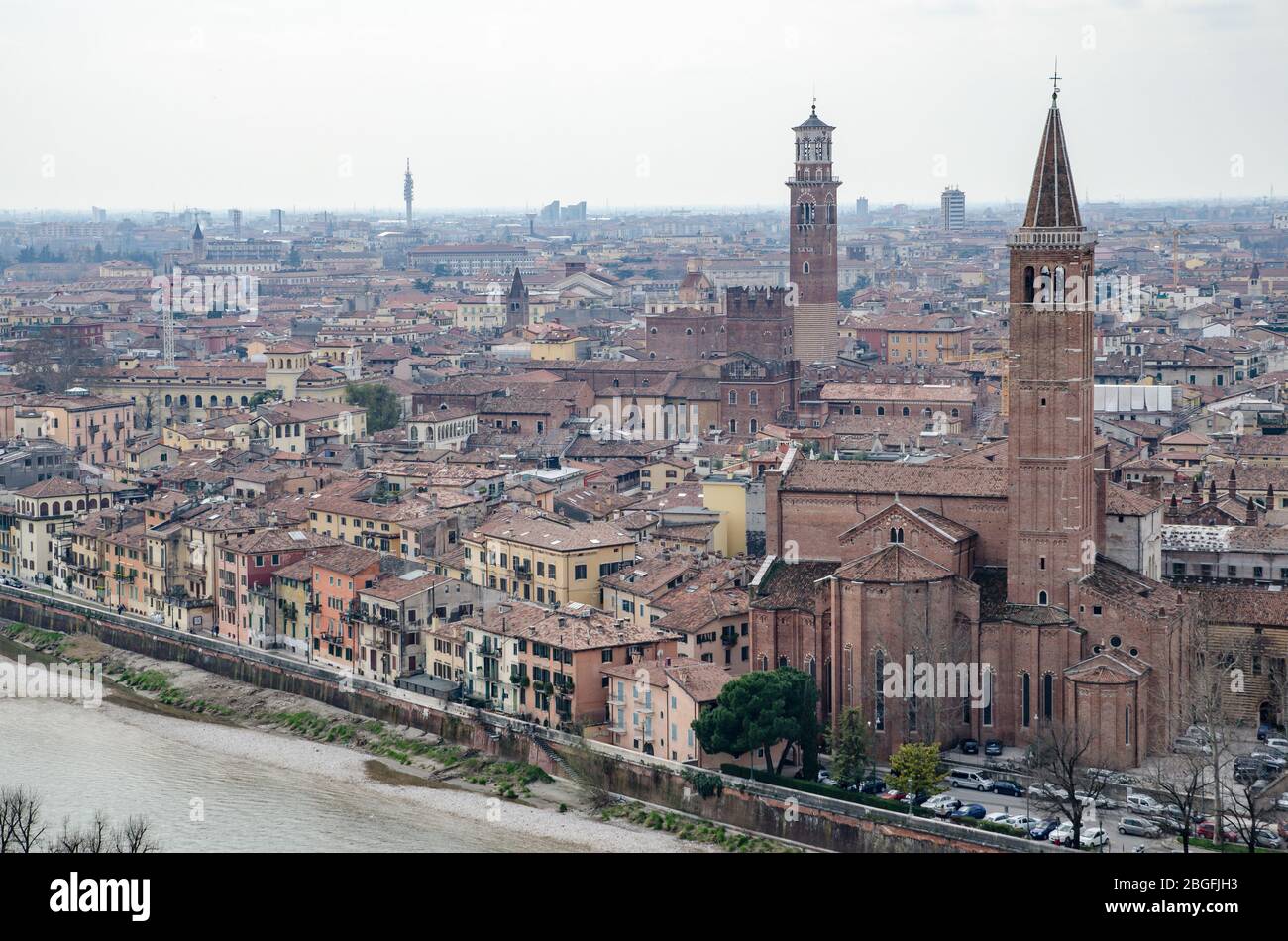 Hilltop viewpoint hi-res stock photography and images - Alamy