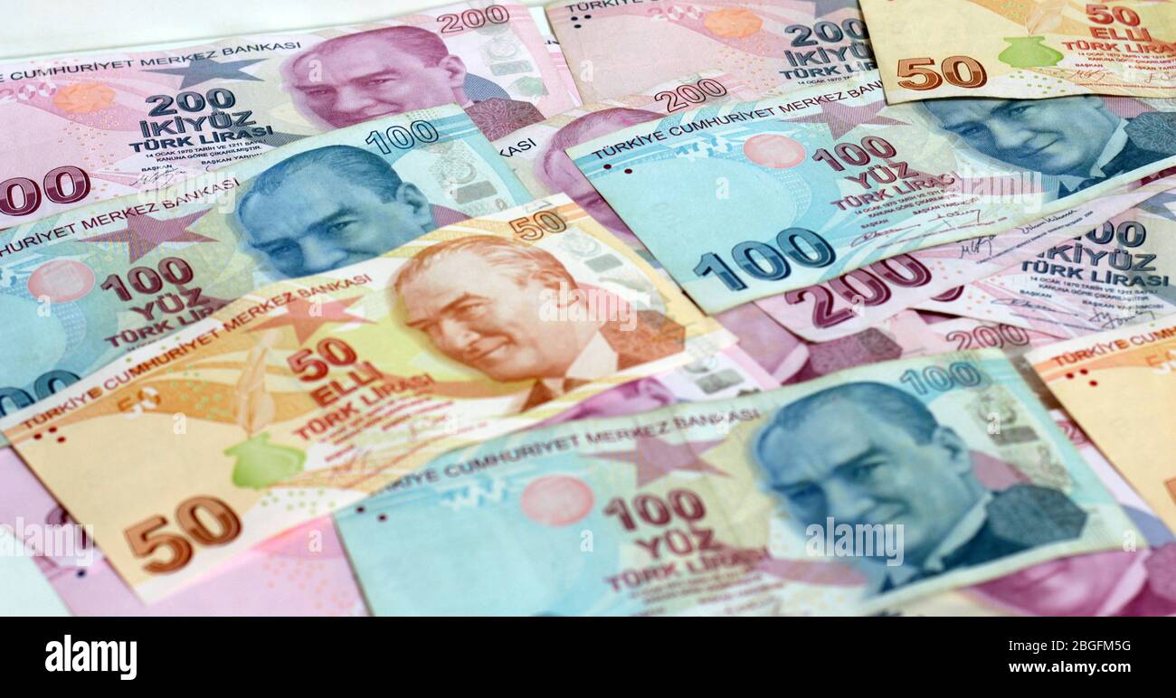 Turkish Lira banknote. 50, 100, 200 Turkish lira Stock Photo - Alamy