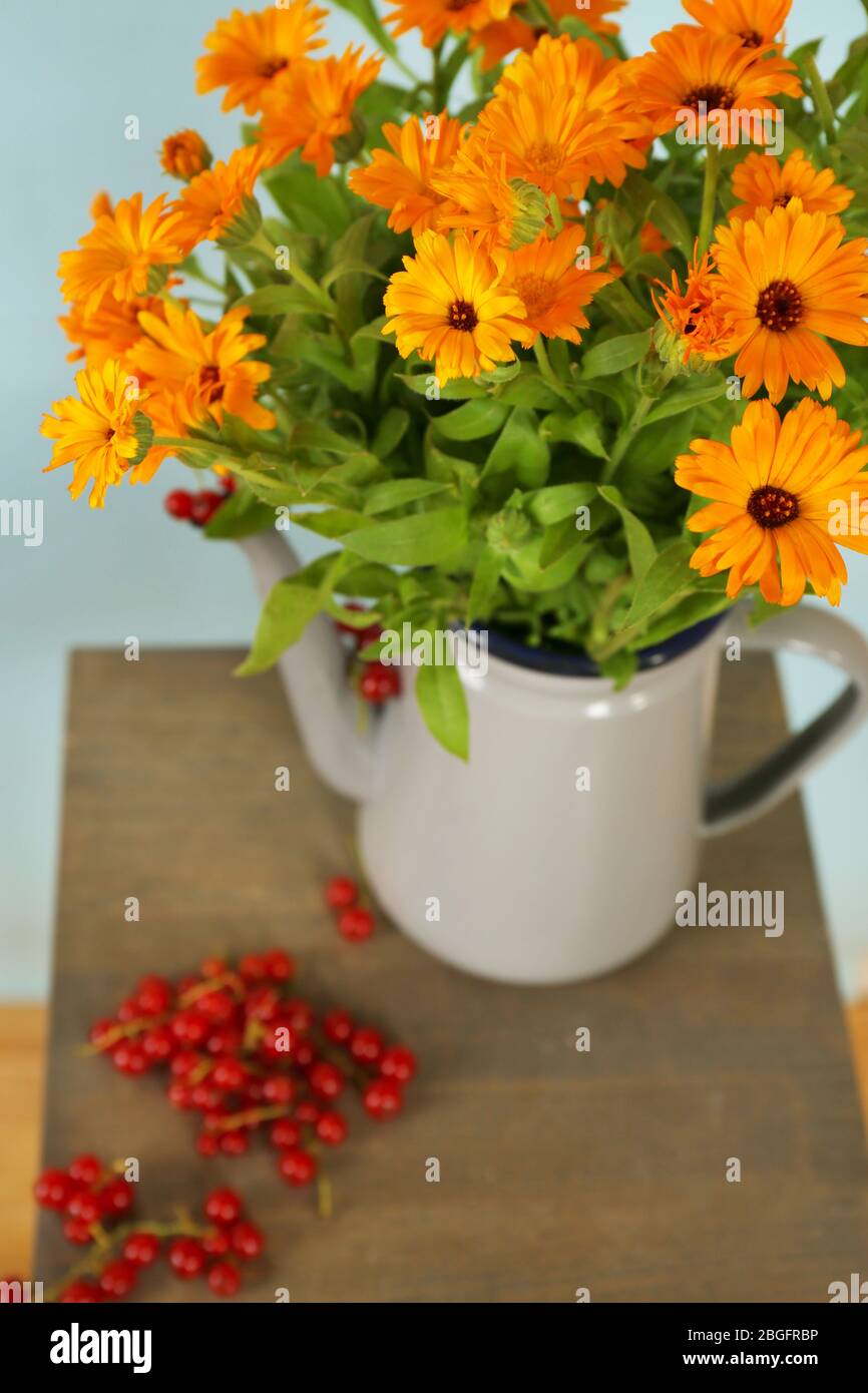 Beautiful flowers in home interior Stock Photo - Alamy