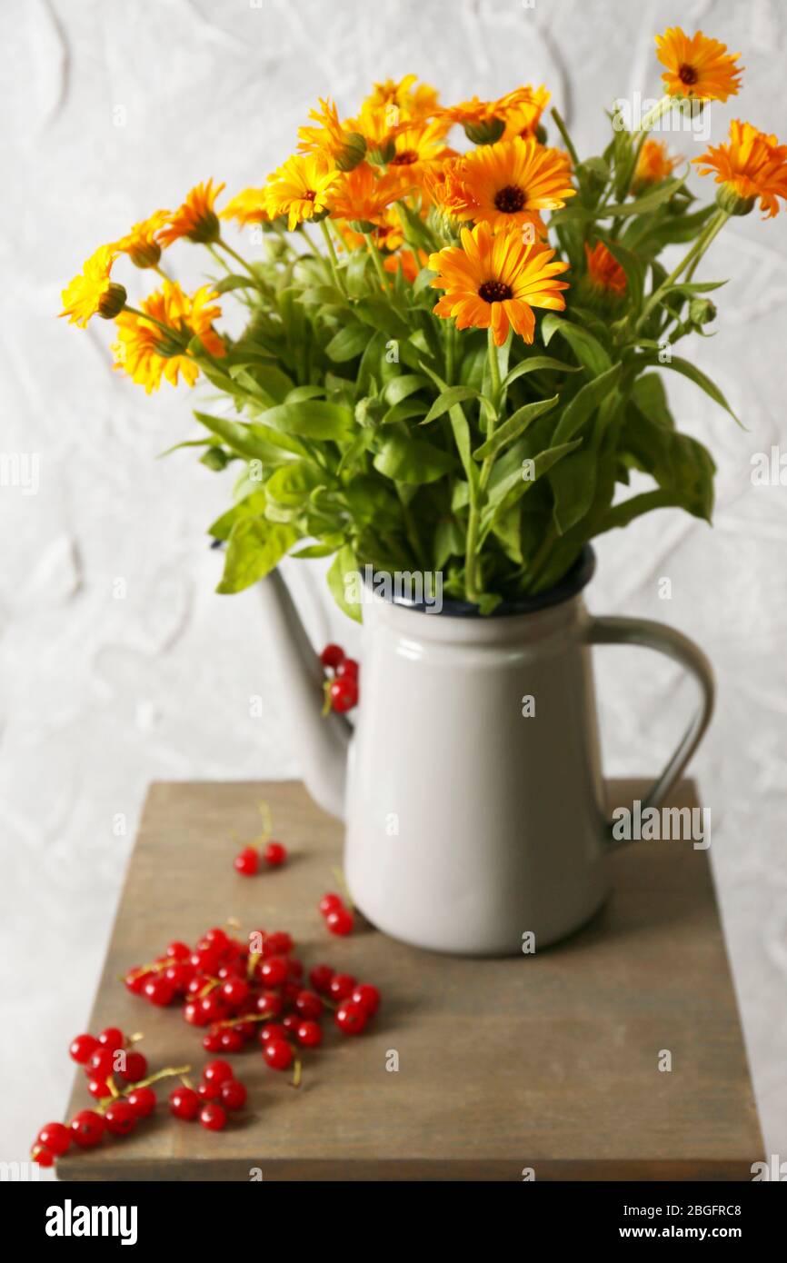 Beautiful flowers in home interior Stock Photo - Alamy