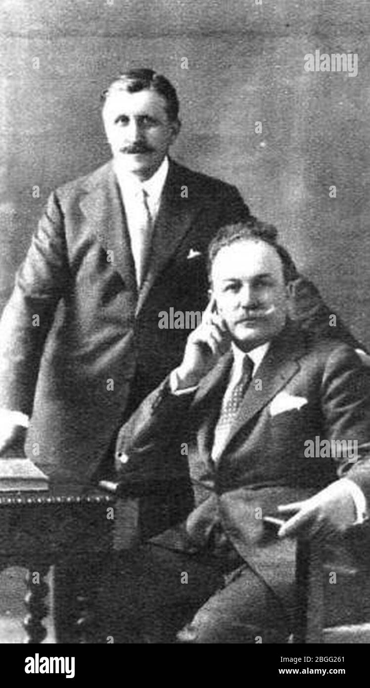 Hermanos alvarez quintero hi-res stock photography and images - Alamy