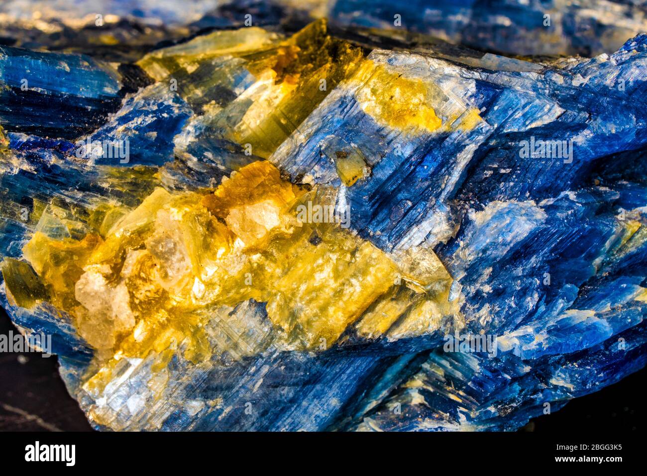 Macro photo of crystal surface with textures, colors and great ...