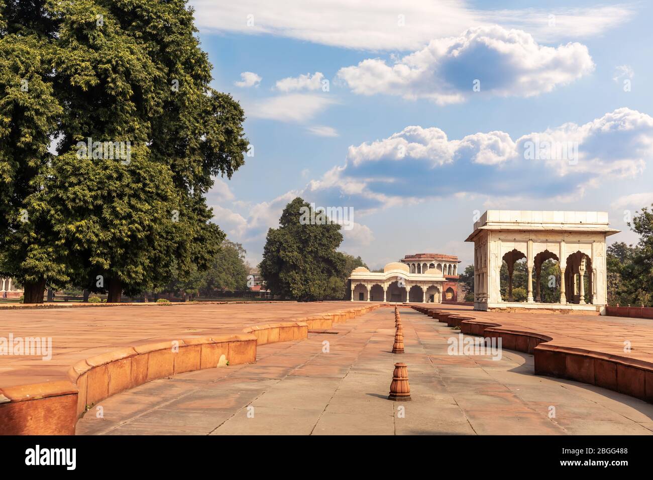 Red Fort Delhi inner courtyard, India, sunny day view Stock Photo - Alamy