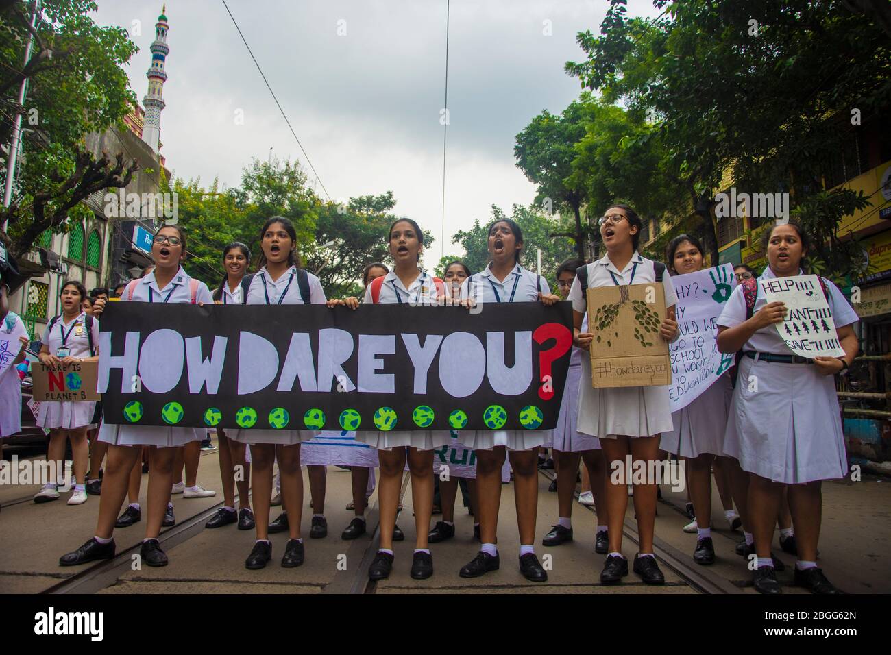 School students protesting against the destruction of the environment ...