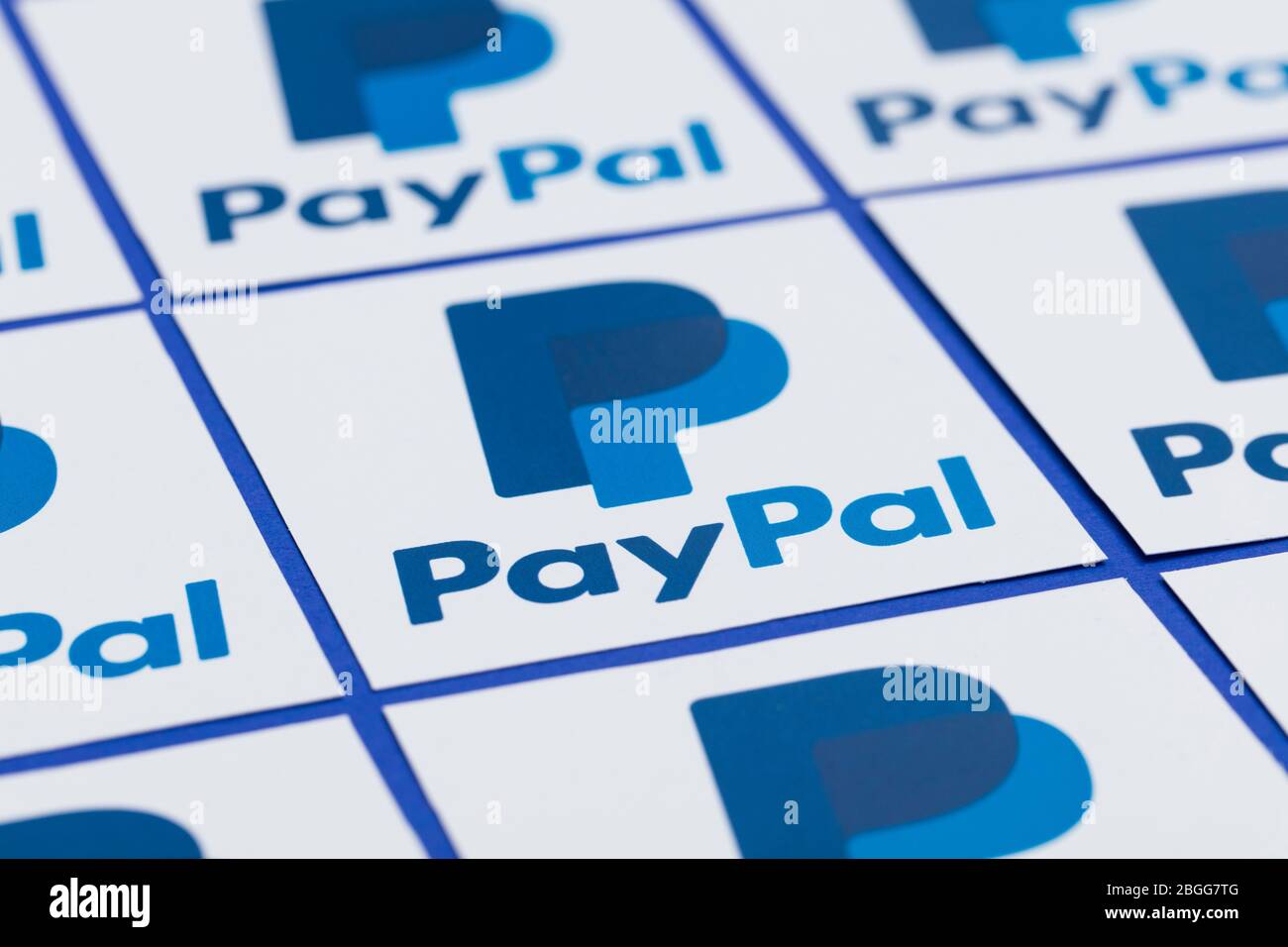 Paypal logo hi-res stock photography and images - Alamy