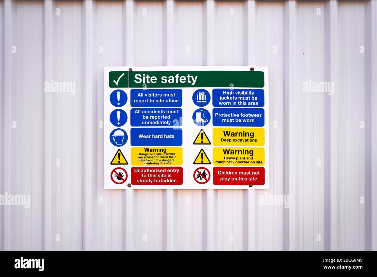 Safety rules construction hi-res stock photography and images - Alamy