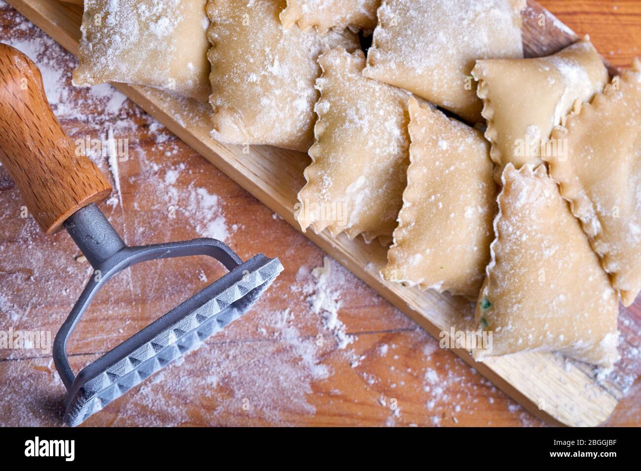 Making of traditional italian stuffed pasta ravioli Stock Photo - Alamy