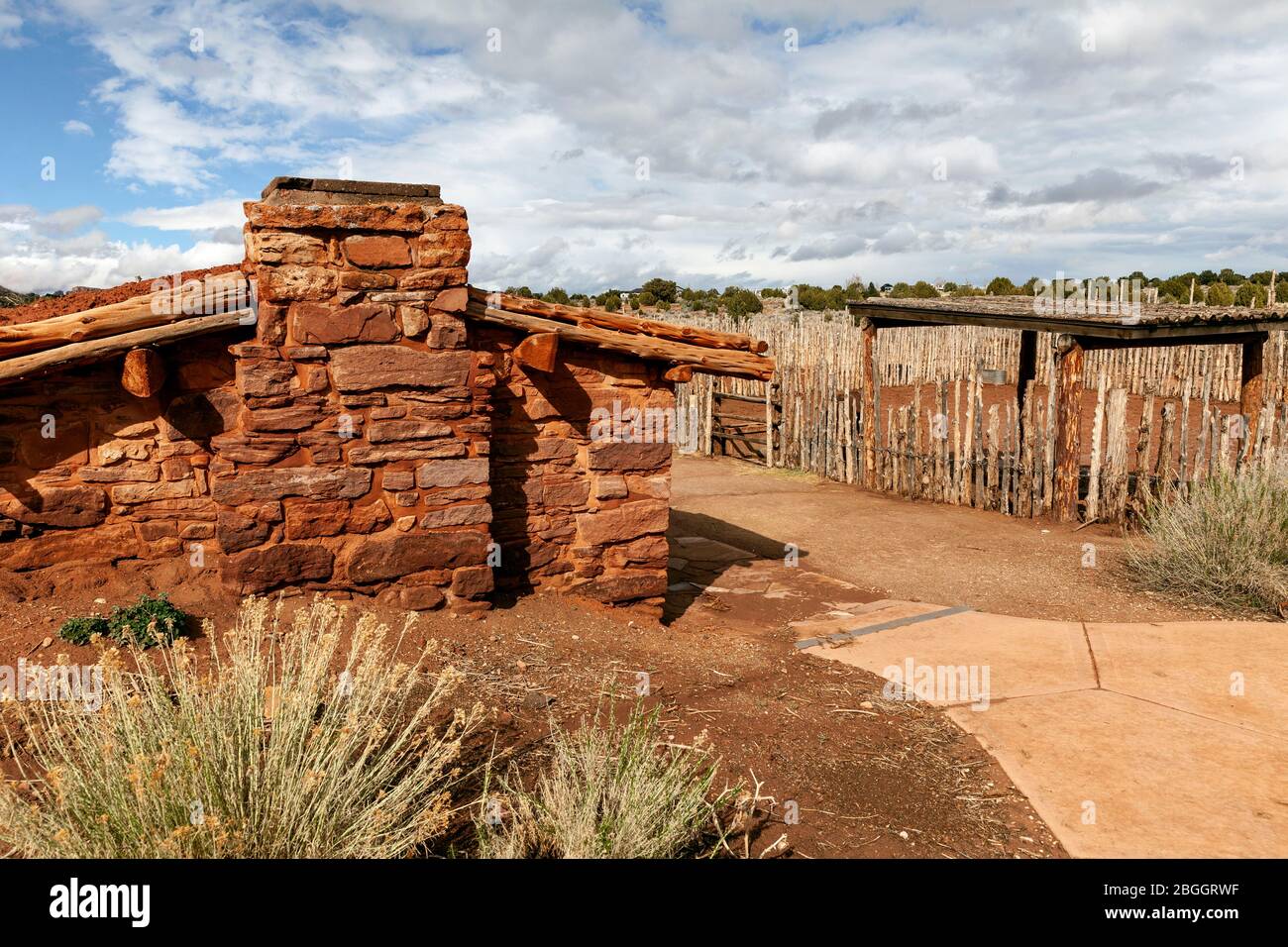 AZ00410-00...ARIZONA - East cabin and corral in Pipe Springs National ...