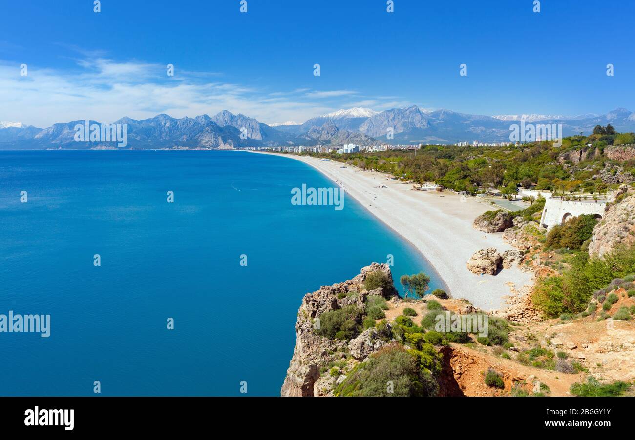 Aerial view of beautiful blue lagoon and Konyaalti beach in Antalya ...