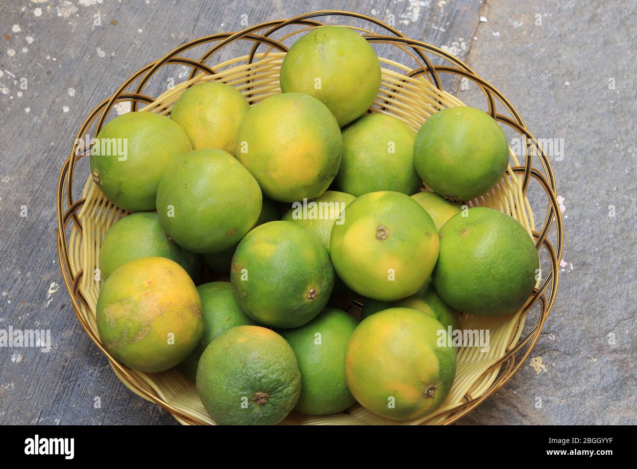 Citrus limetta hi-res stock photography and images - Alamy
