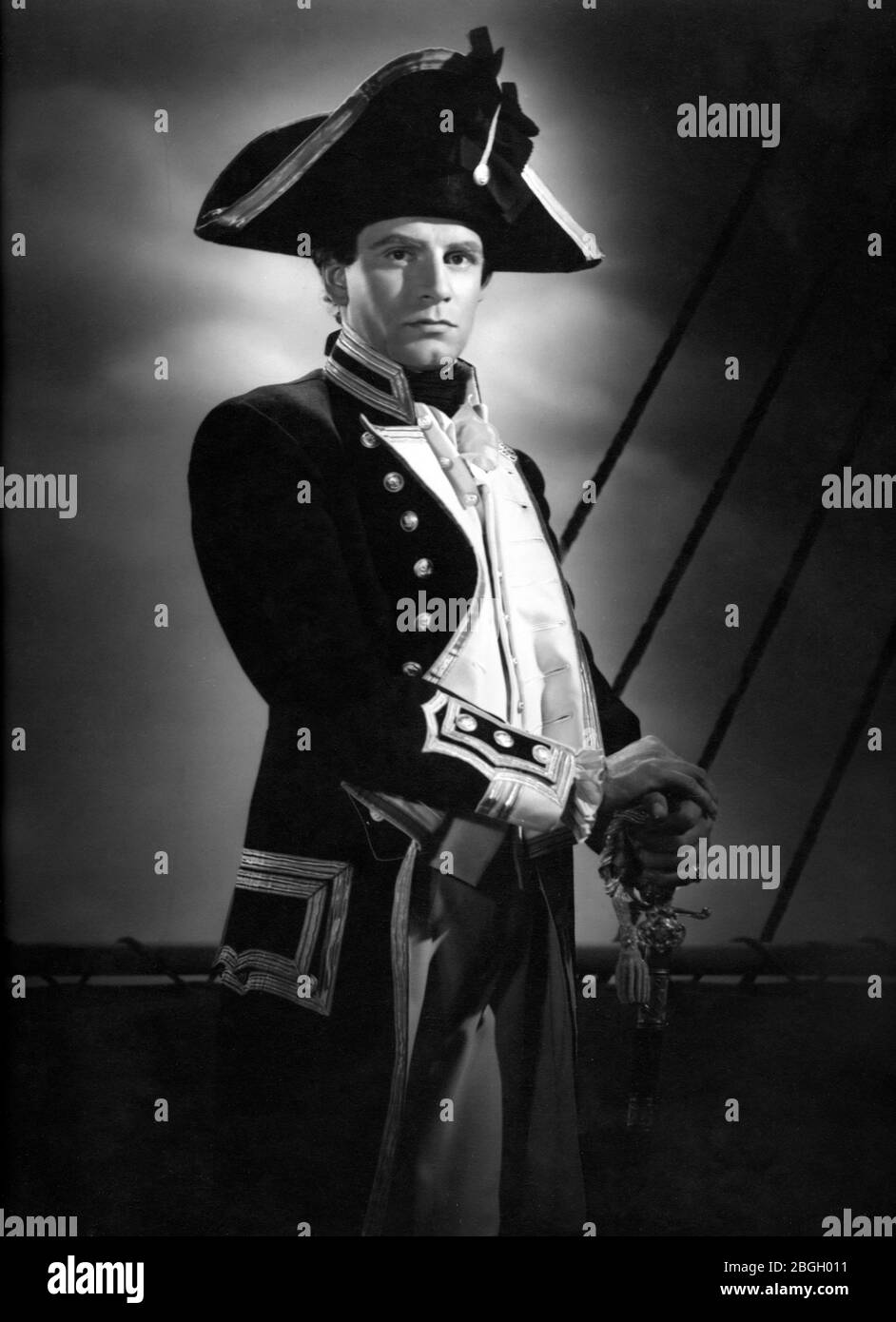 LAURENCE OLIVIER Portrait as Nelson in LADY HAMILTON aka THAT HAMILTON ...