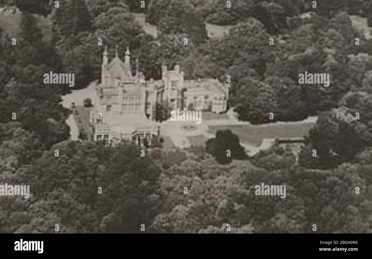 Historic highcliffe castle hi-res stock photography and images - Alamy