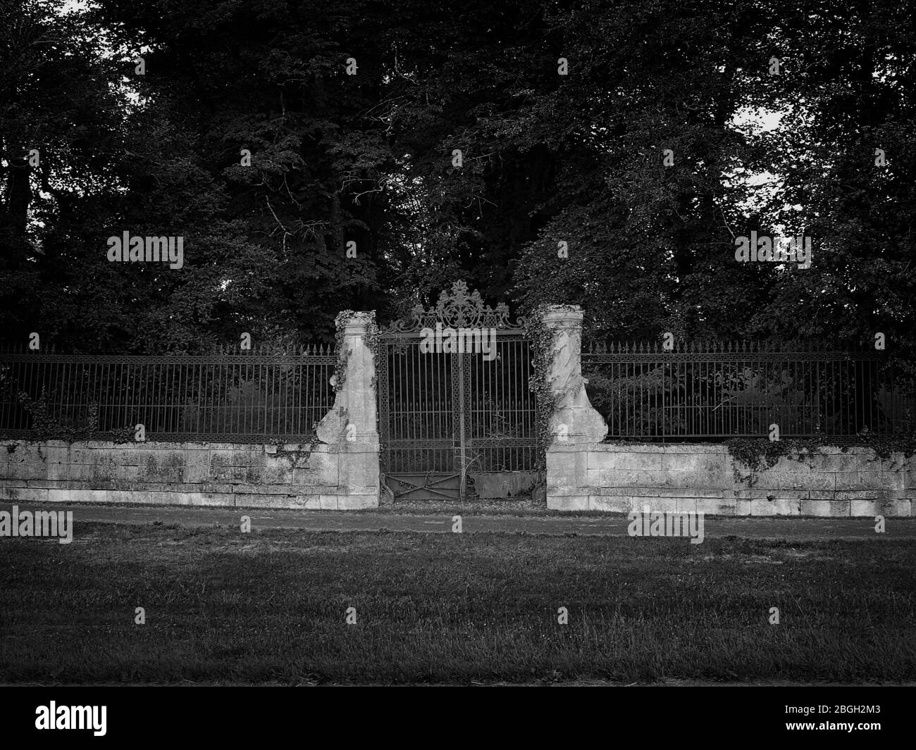 The gates mansion hi-res stock photography and images - Alamy