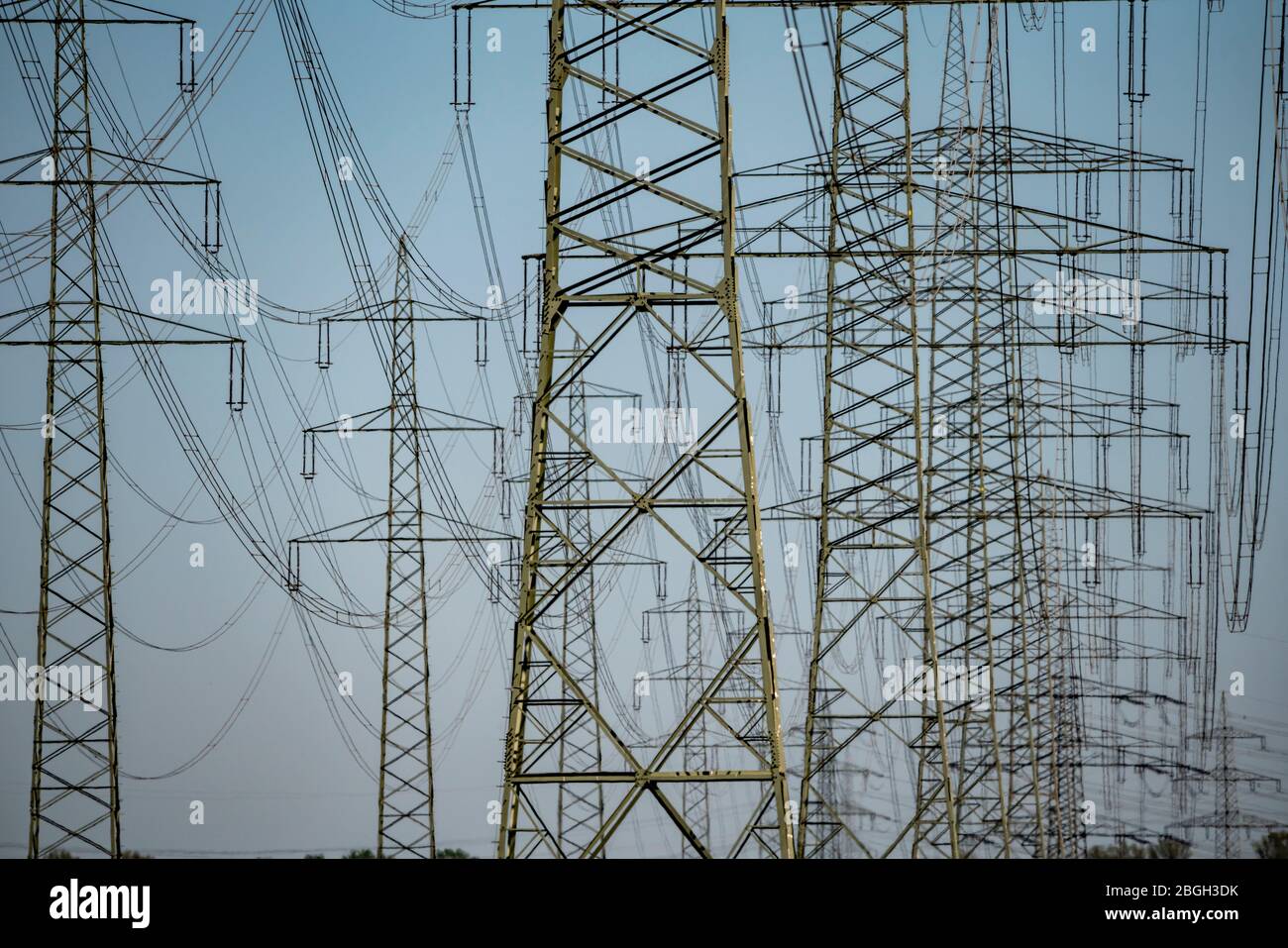 Extra-high voltage lines, 380 KV, power line, the electricity comes ...