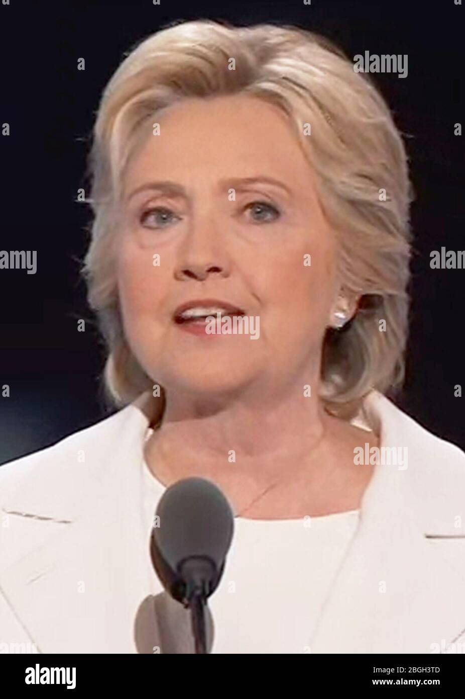 Hillary clinton 2016 hi-res stock photography and images - Alamy