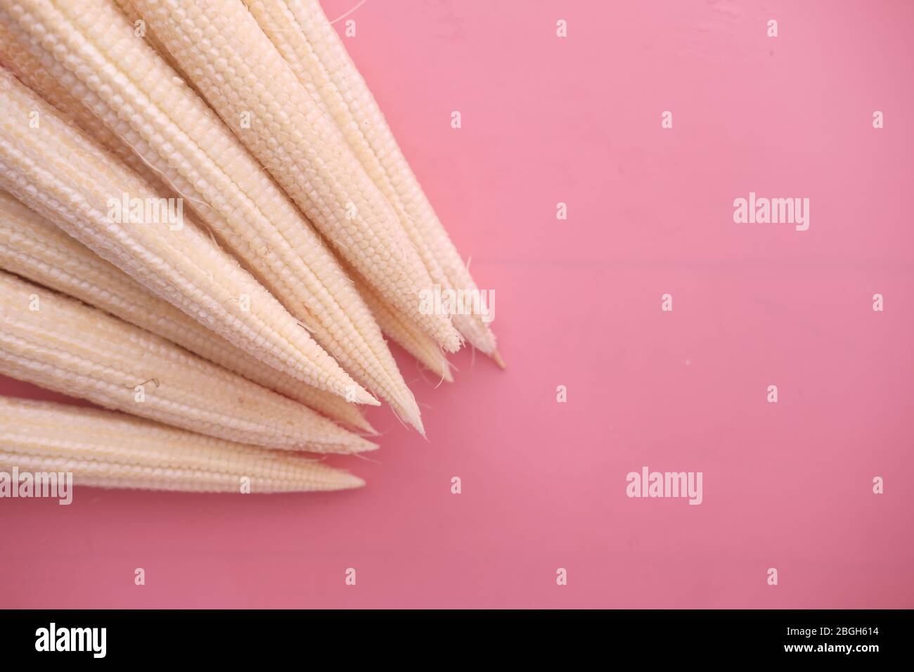 Close up young baby corn hi-res stock photography and images - Alamy