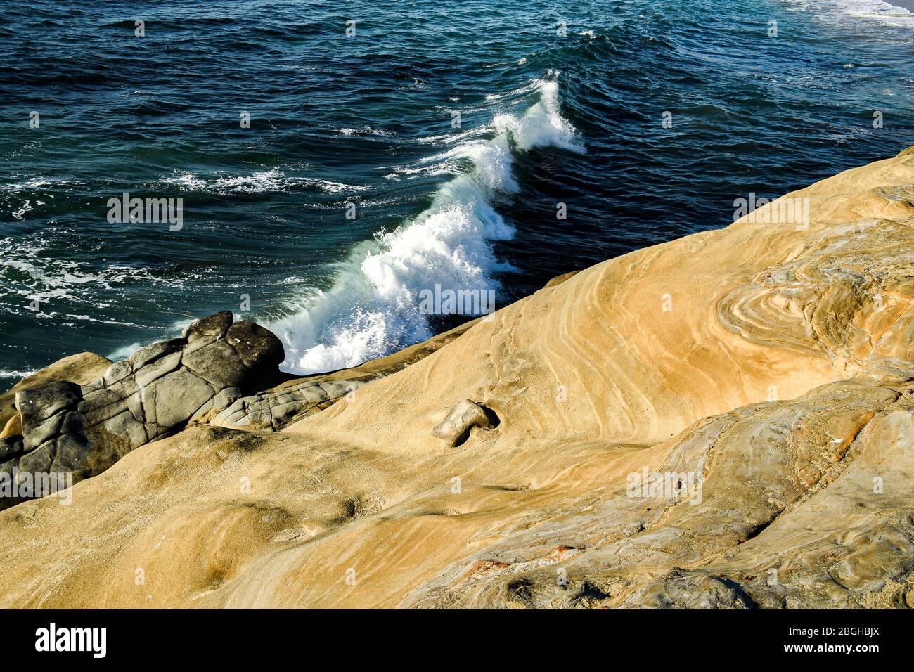 Sandstone cliffs san diego hi-res stock photography and images - Alamy