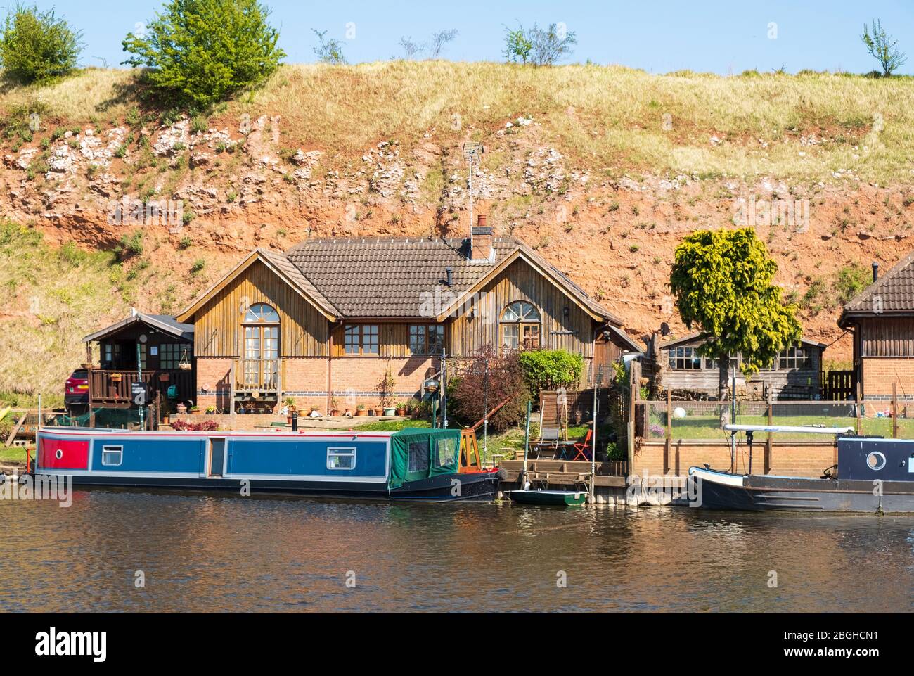 Riverside property private boat hi-res stock photography and images - Alamy