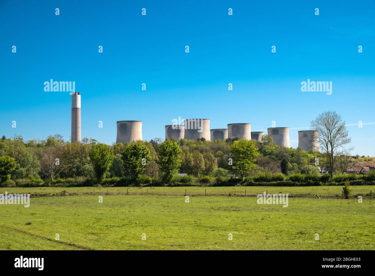 Countryside power station background image Stock Photo - Alamy