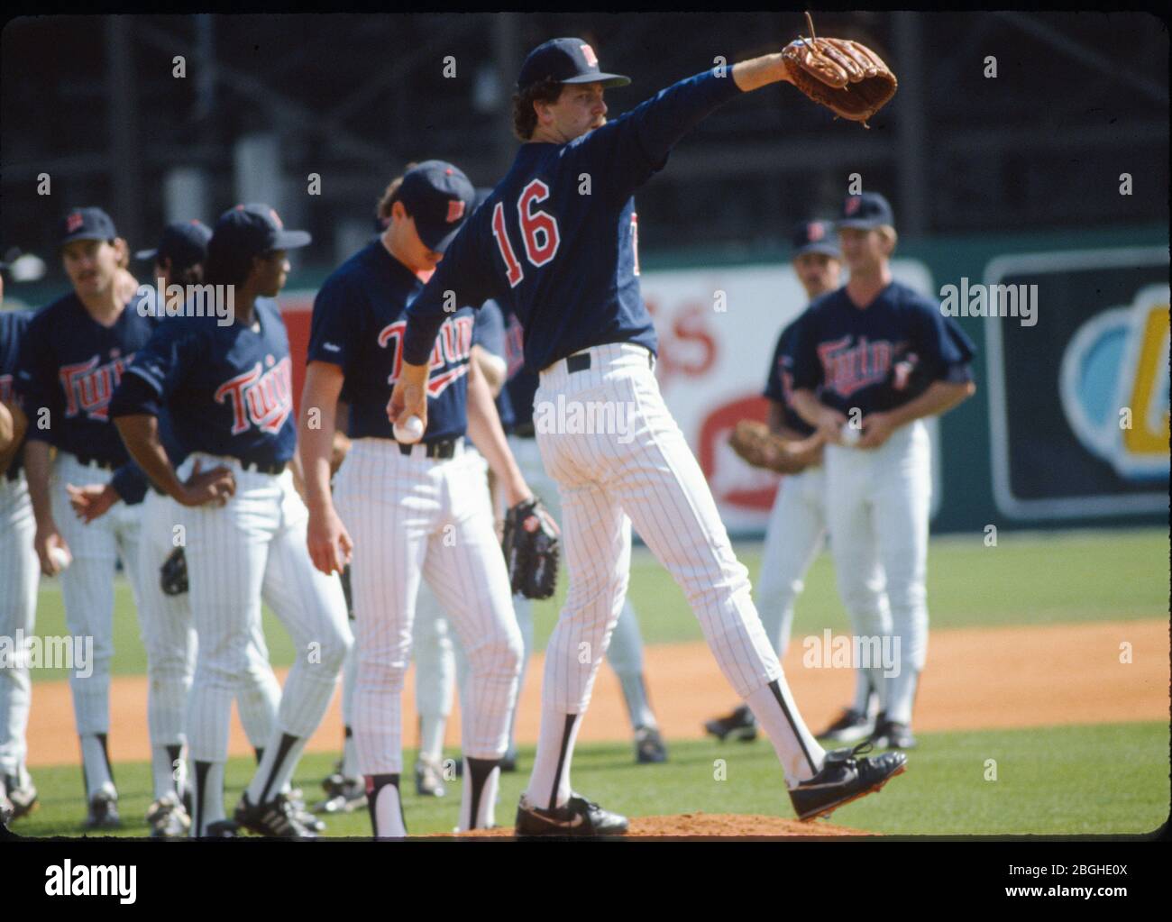 Frank viola hi-res stock photography and images - Alamy