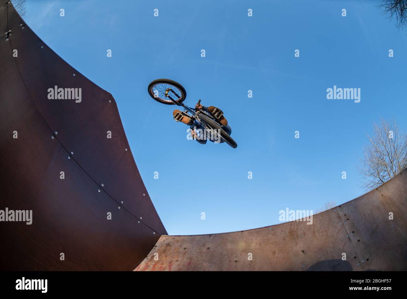 Skatepark aerial hi-res stock photography and images - Alamy