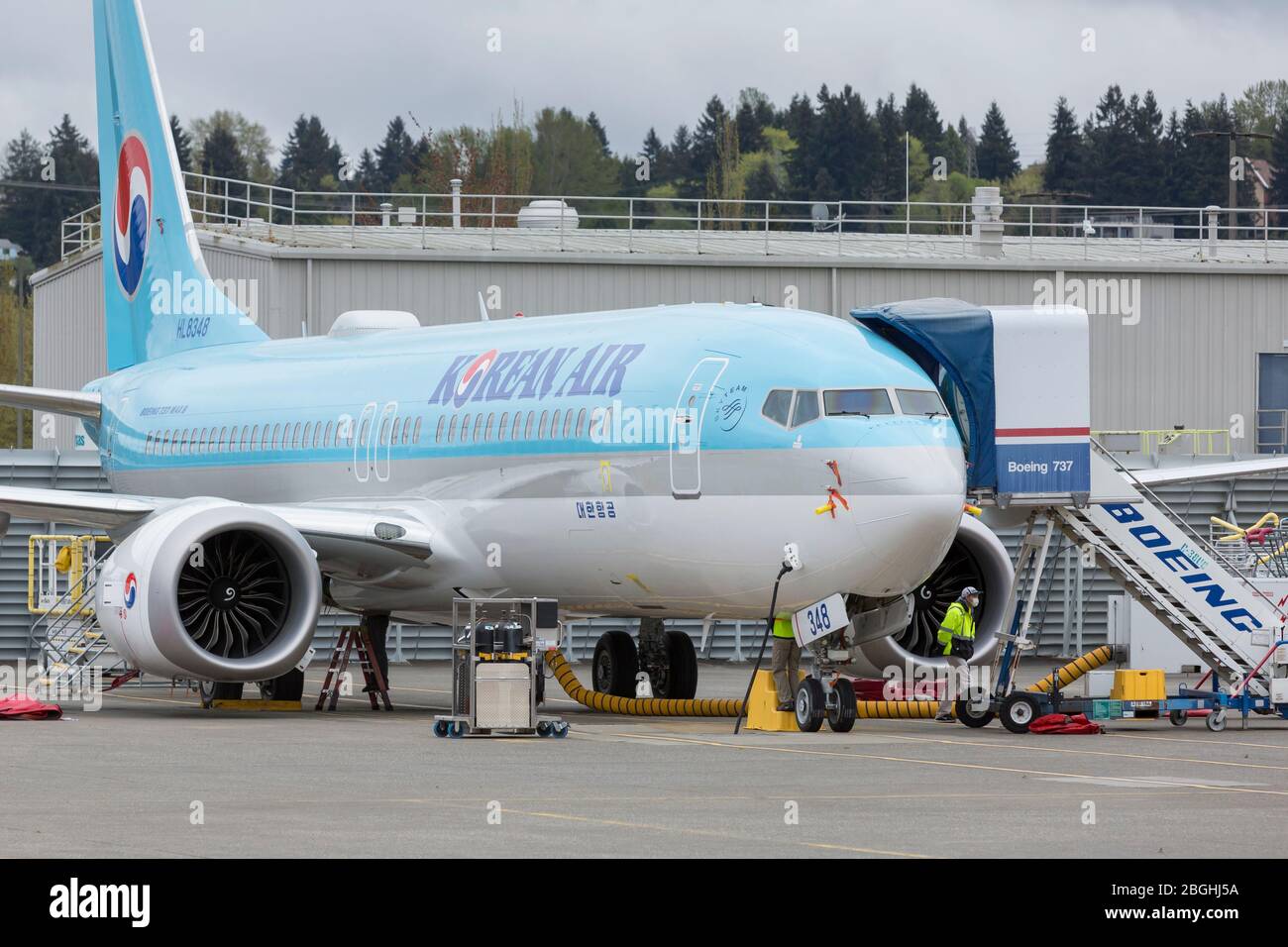 787 production line hi-res stock photography and images - Alamy