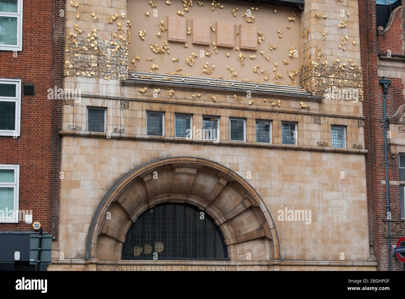 Whitechapel london street elevation hi-res stock photography and images ...