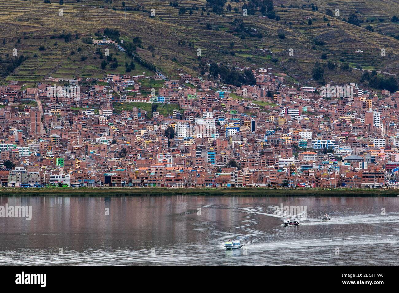 Train peru puno cusco hi-res stock photography and images - Alamy