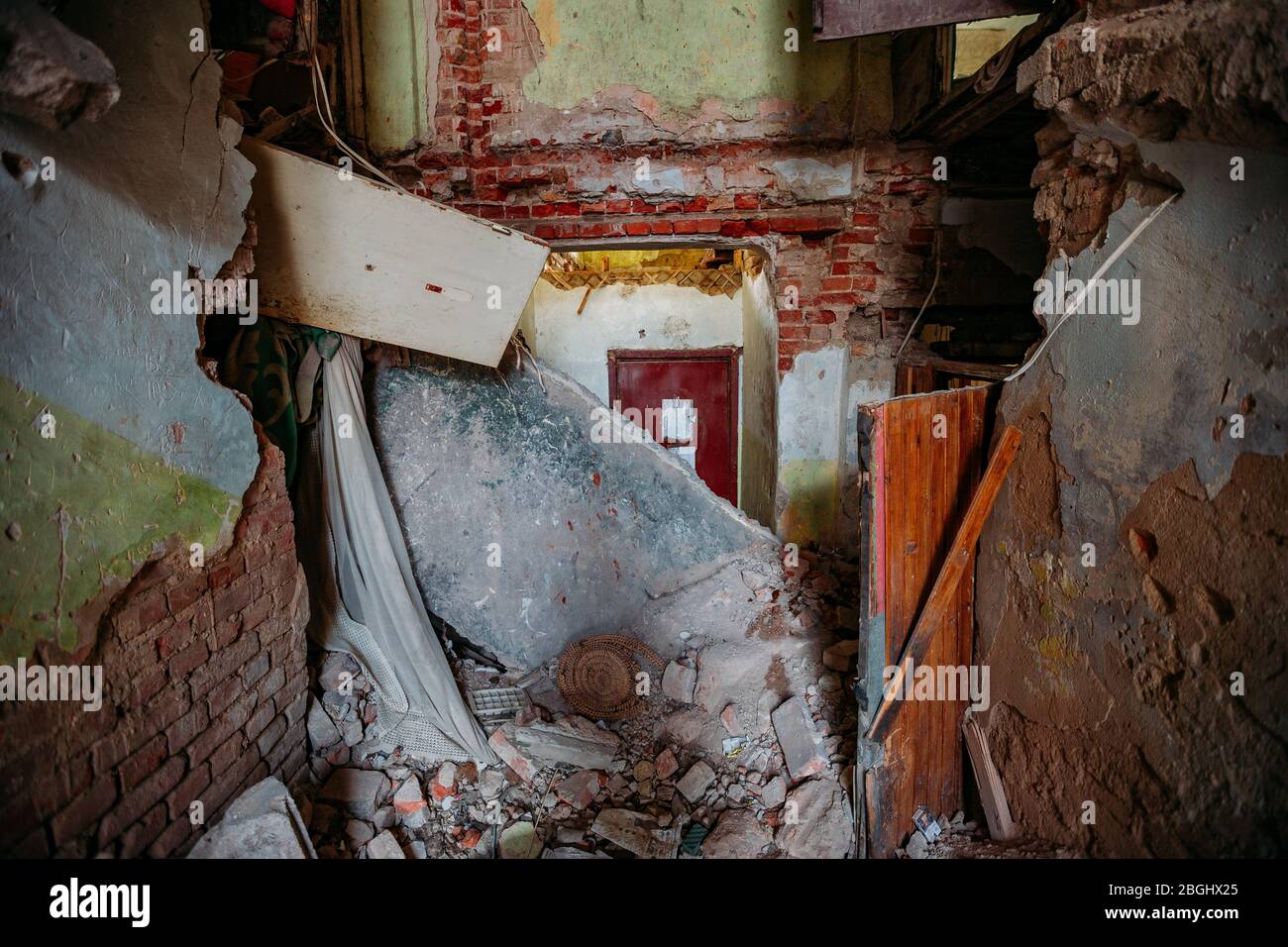 Interior of the ruined collapsed abandoned house Stock Photo - Alamy